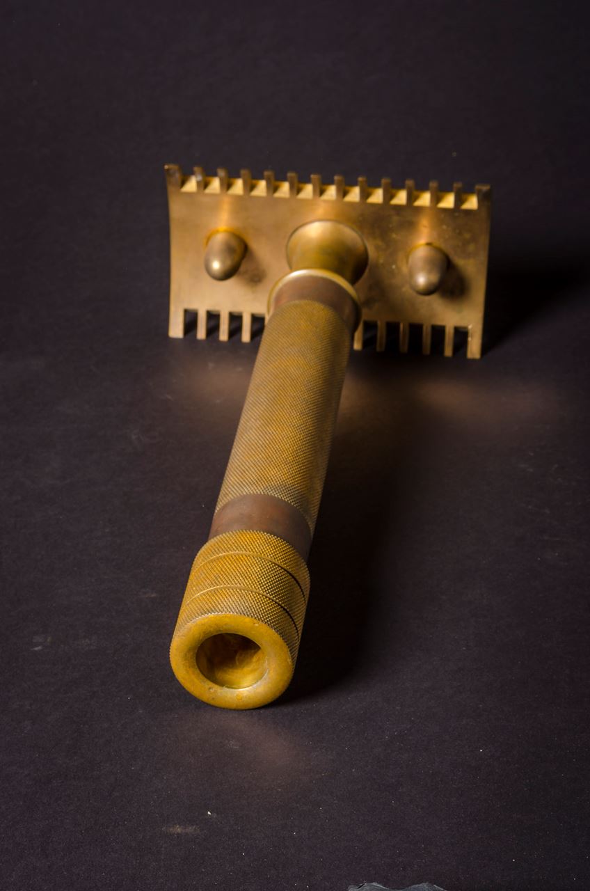 Monumental Window Display Safety Razor | Hieronymus Objects